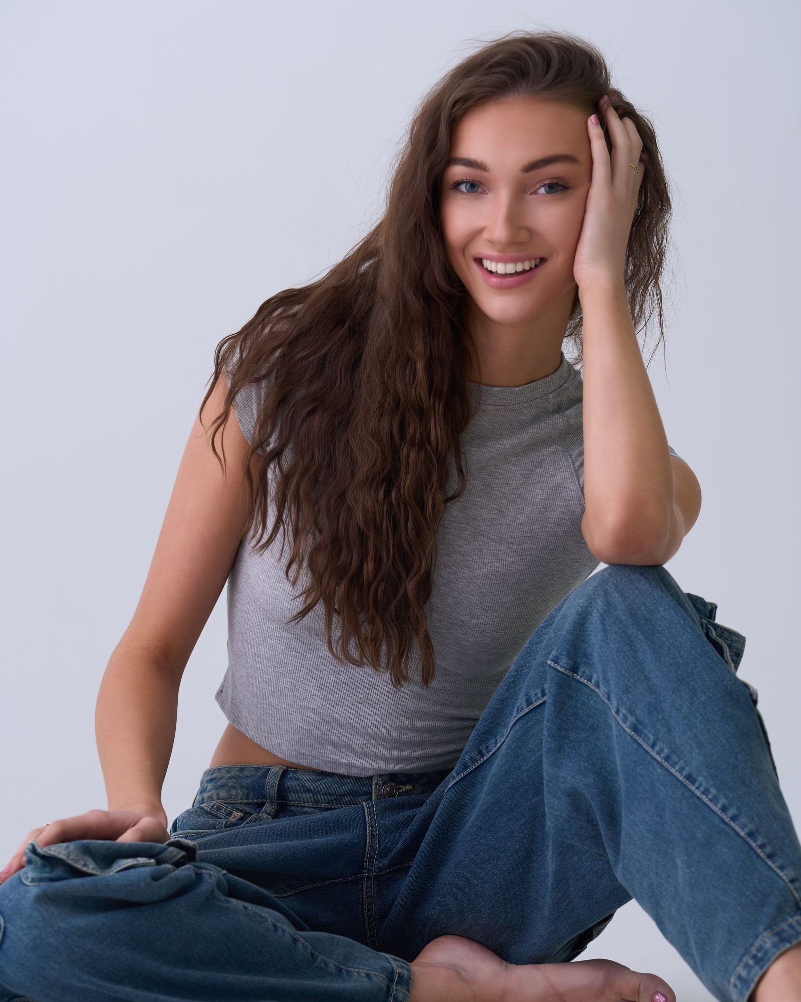 Best Poses For Your Modeling Portfolio A Brief Guide 2025 Modnet